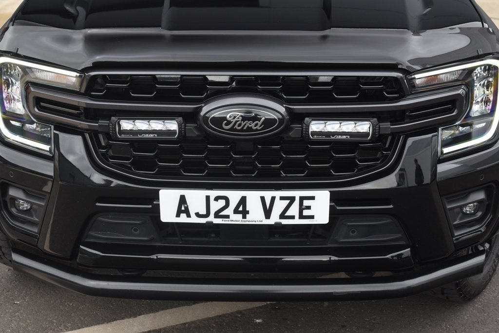 Sada LAZER pro Ford Ranger Wildtrak (2023+) Triple-R 750 - Beacon ...